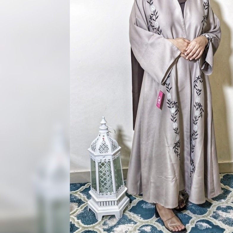 Romantic Queen Abaya – Stylish Yet Modest
